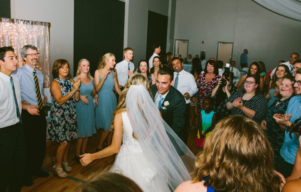 M.R.S. Tips: How to Plan a Wedding on a Budget – The Pursuit Blog